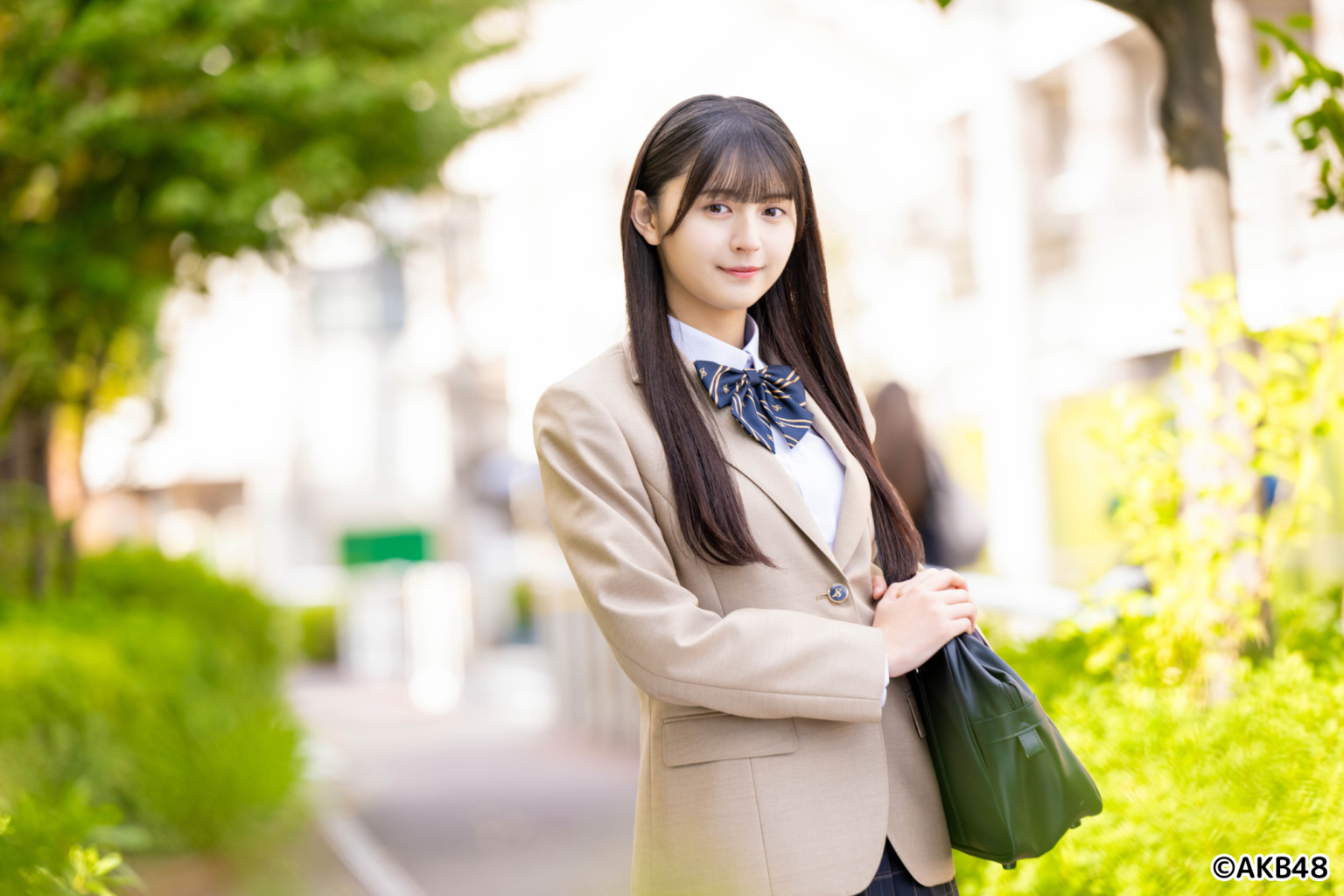 WEB MAGAZINE | 学校制服 O.C.S.D. 星稜中学校 新制服モデル AKB48 久保姫菜乃インタビュー